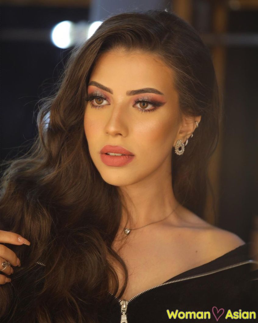 Beautiful Egyptian Women What Makes Them So Popular 5887
